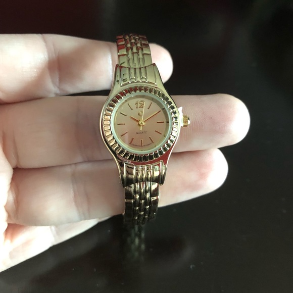 Accessories | Small Gold Watch | Poshmark